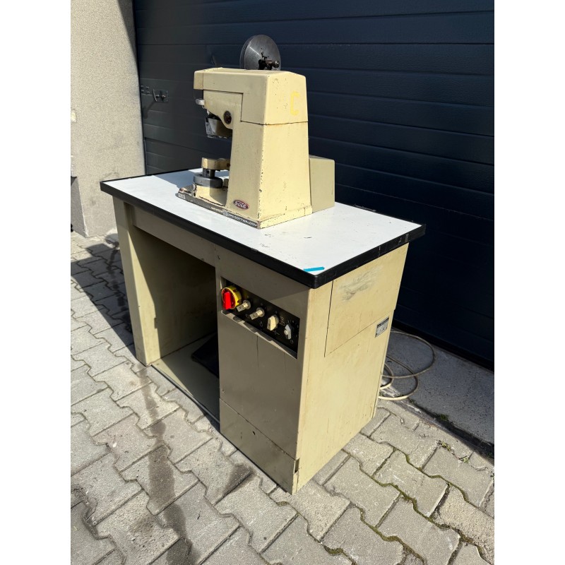 Svit 01299 P6 Seam pressing and taping machine