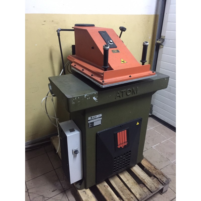 Atom SE25C 2 Cutting Machine !!SOLD!!